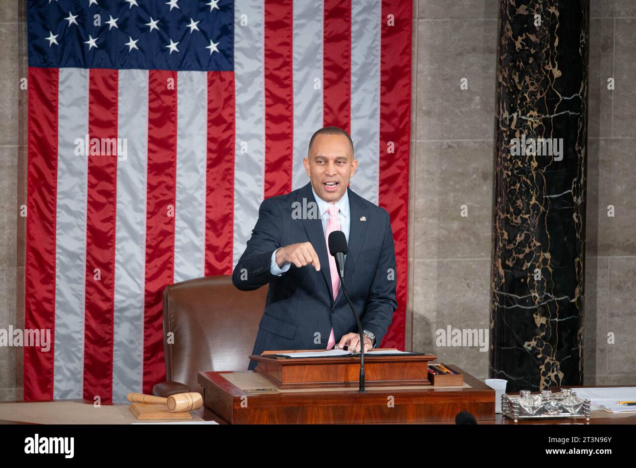 Hakeem Jeffries (démocrate de New York), leader de la minorité à la ...