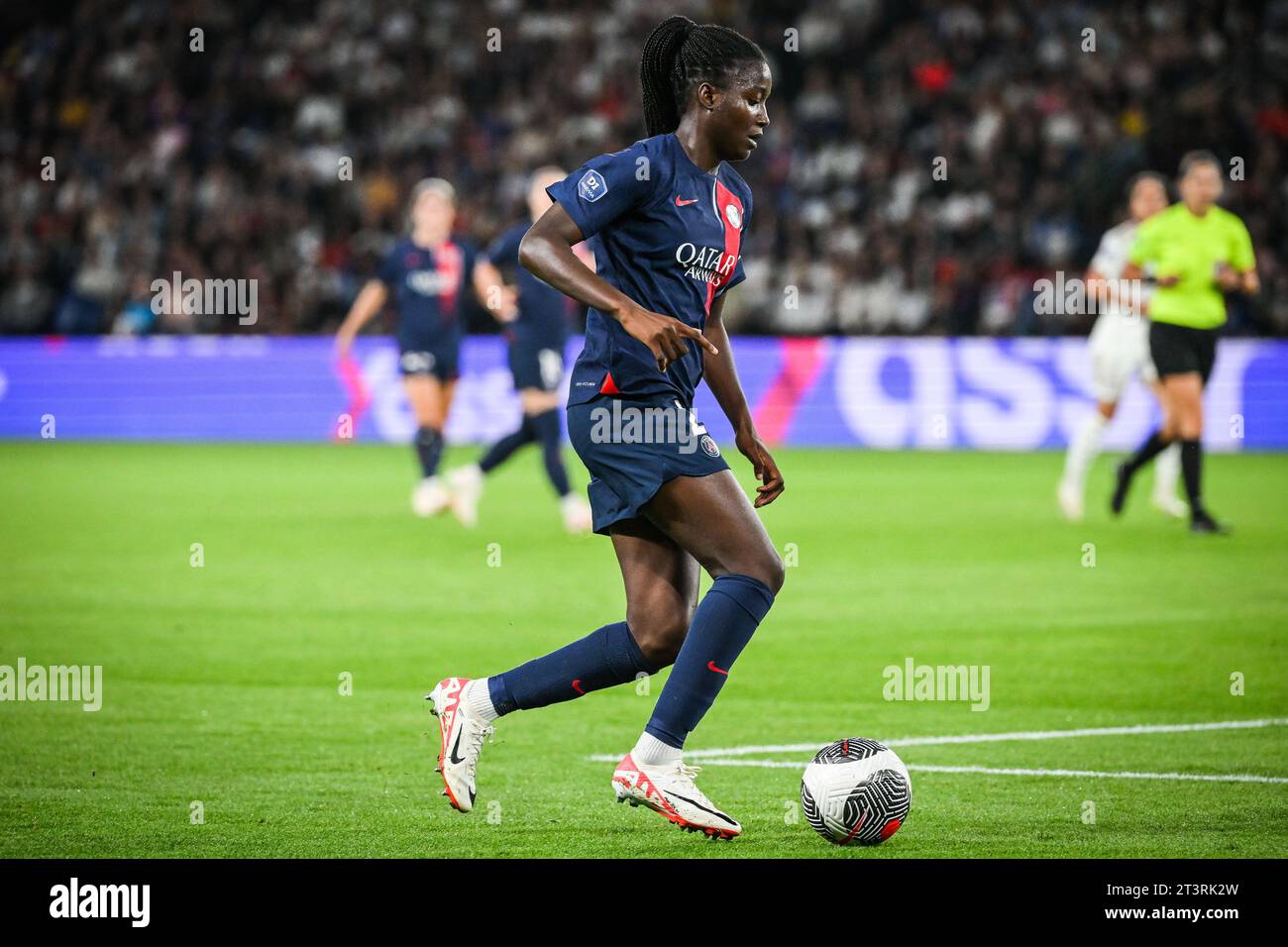 Paris, France. 01 octobre 2023. Thiniba SAMOURA du PSG lors du match de ...