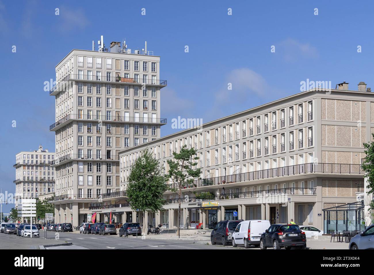 Le Havre, France - Focus sur les bâtiments sud du front de mer construits en béton par Auguste ...