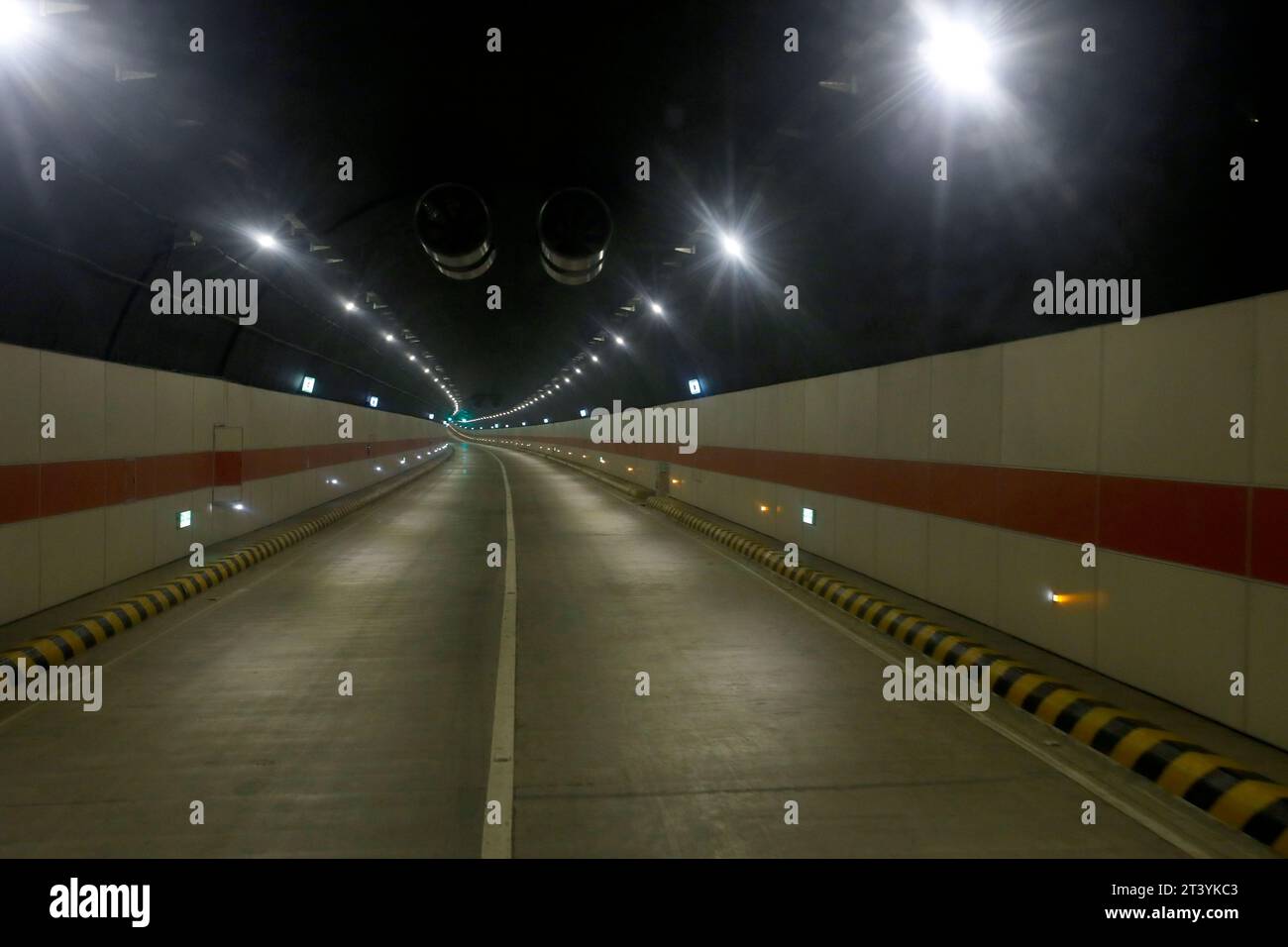 Bangabandhu cheikh mujibur rahman tunnel Banque de photographies et d ...