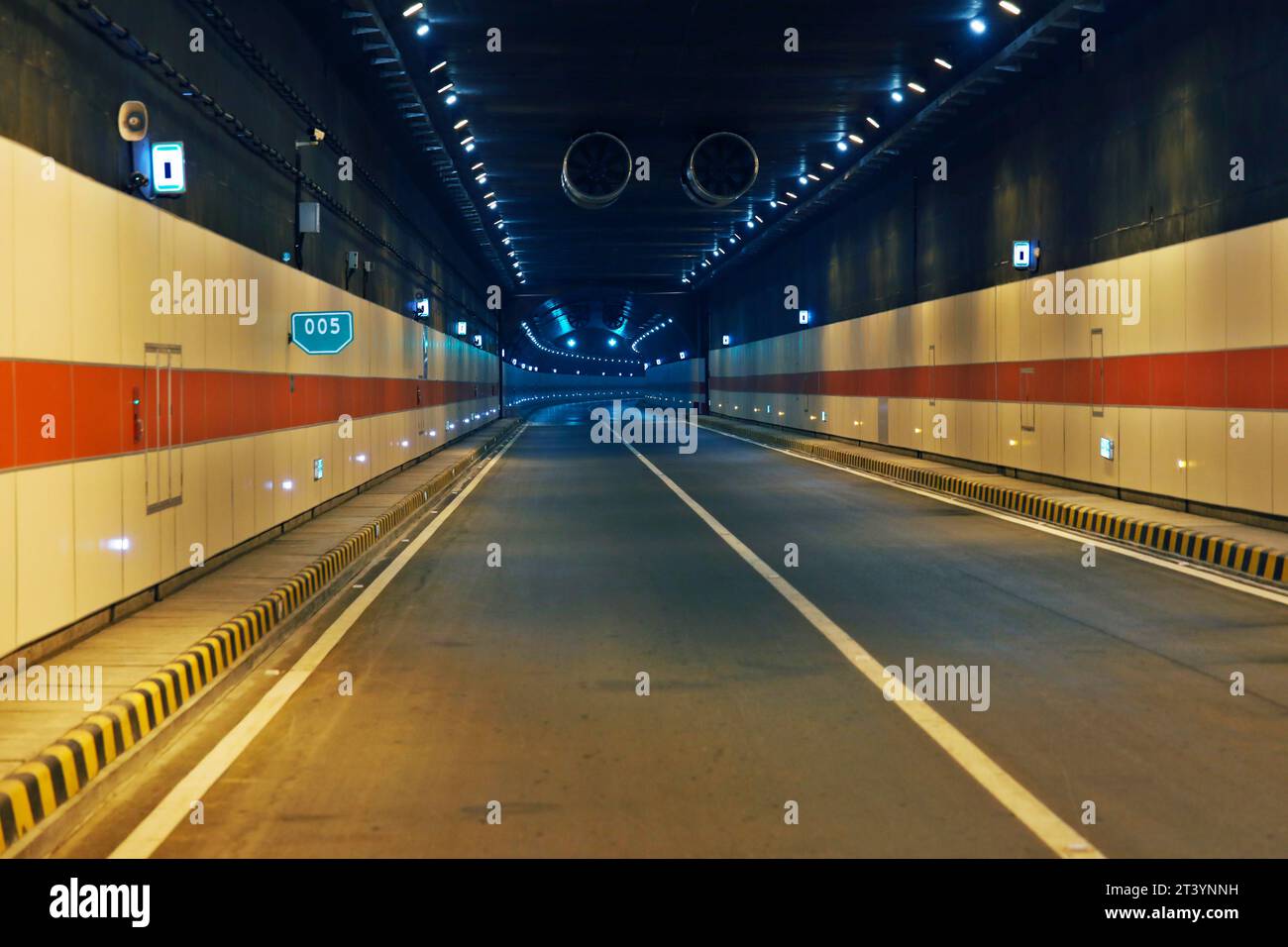 Bangabandhu cheikh mujibur rahman tunnel Banque de photographies et d ...