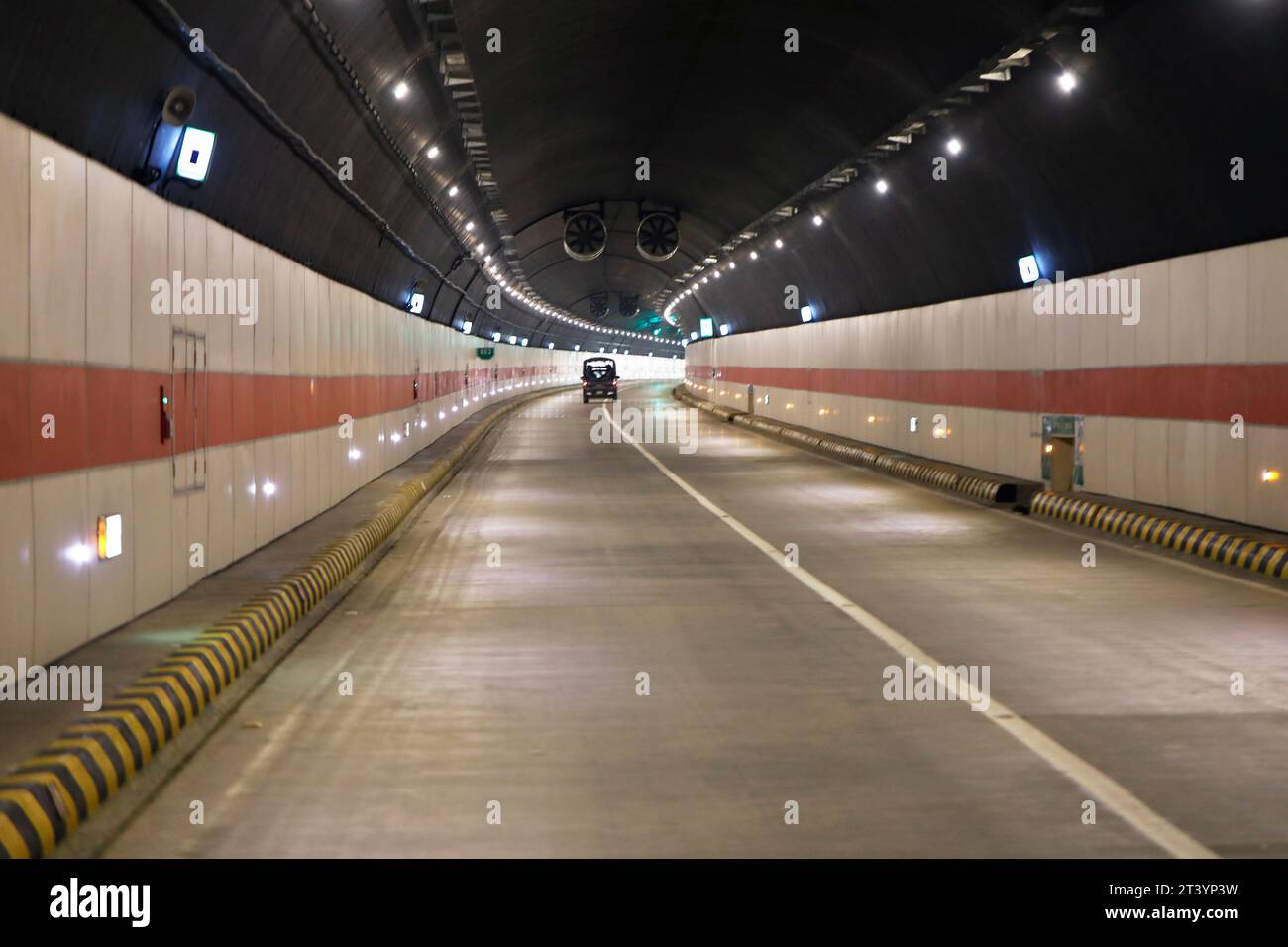 Bangabandhu cheikh mujibur rahman tunnel Banque de photographies et d ...