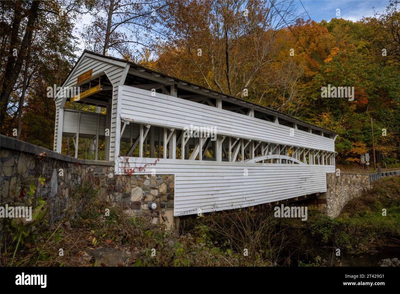 Valley Forge, PA États-Unis 27 octobre 2023 - pont couvert KNOX dans le ...