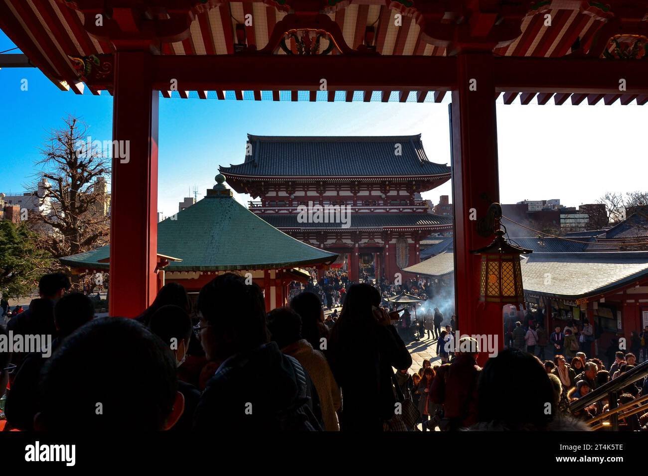 Asakusa temple tokyo winter Banque de photographies et d’images à haute ...