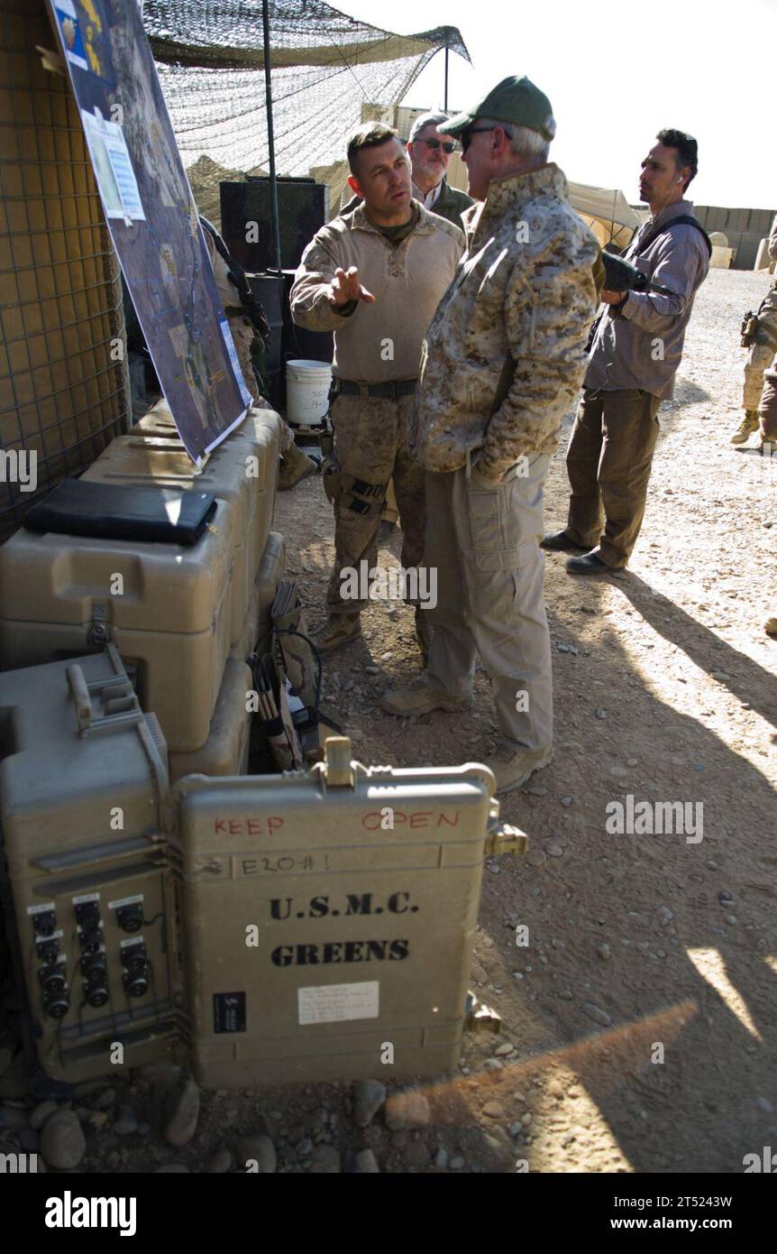 111218AC887-124 PROVINCE DE HELMAND, Afghanistan (18 décembre 2011) le ...