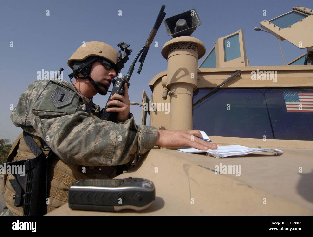 0707046031Q-001 BAGDAD, Irak (4 juillet 2007) - l'aviateur supérieur de ...