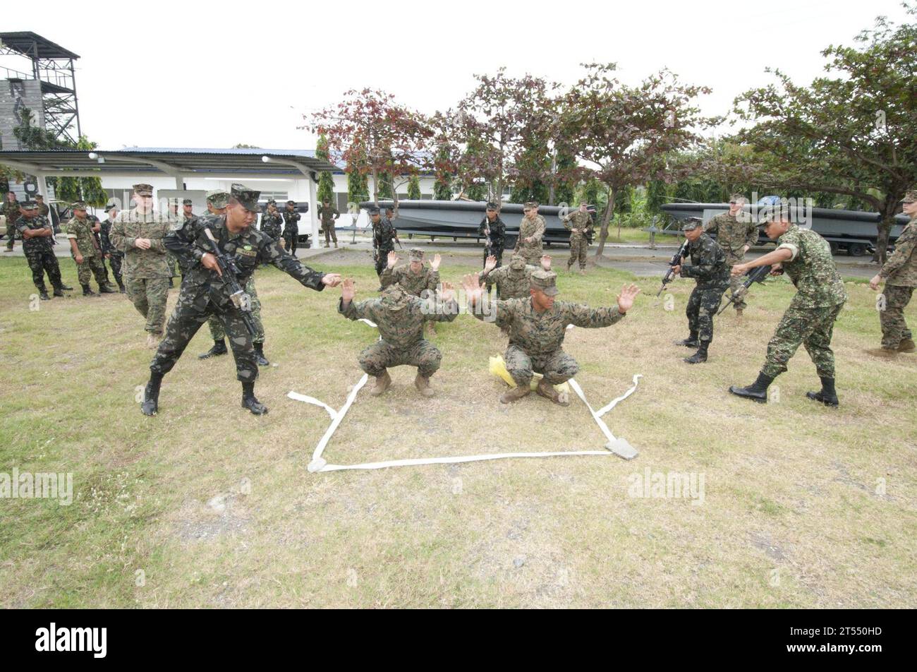 Marine et corps de marine philippin marine et corps de marine philippin Banque de photographies ...