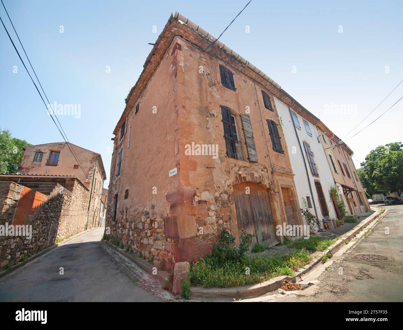 St chinian Banque de photographies et d’images à haute résolution - Alamy