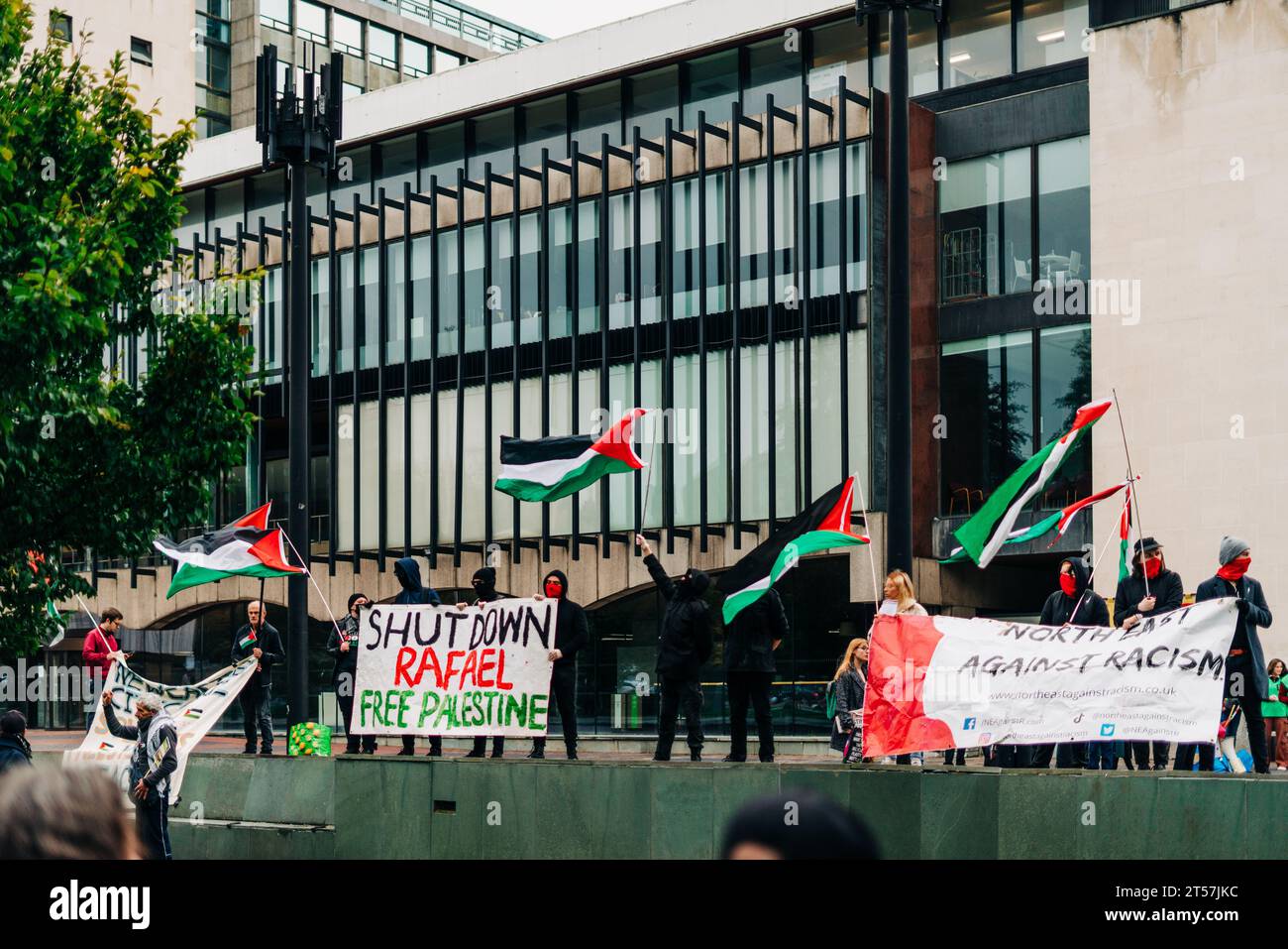 Nord est contre le racisme Banque de photographies et d’images à haute ...