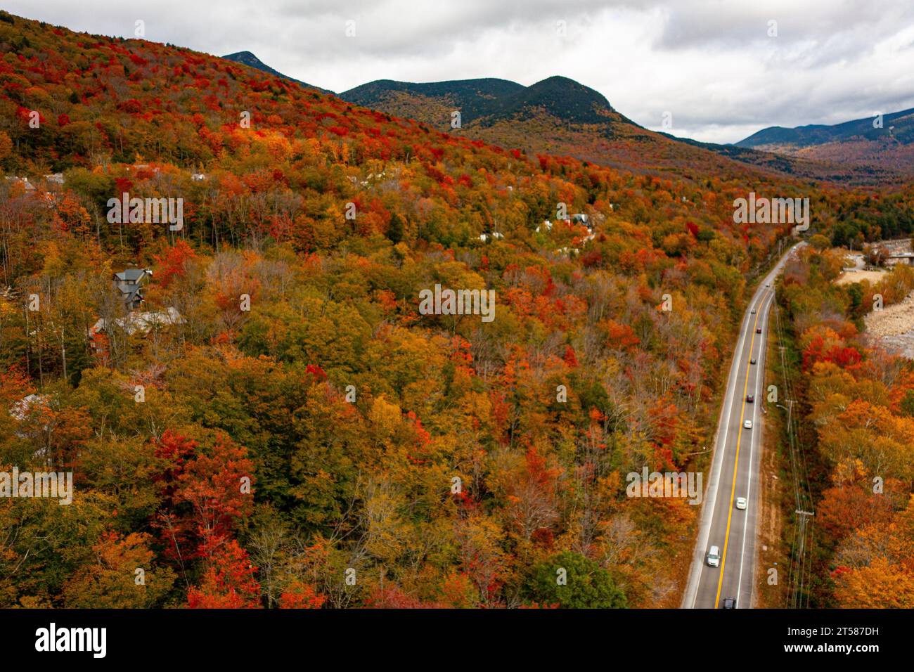 La Kancamagus Highway est une route panoramique de 34,5 km le long de ...