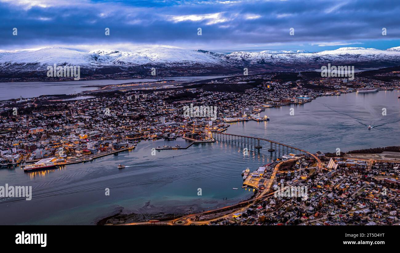 Tromso viewpoint Banque de photographies et d’images à haute résolution ...