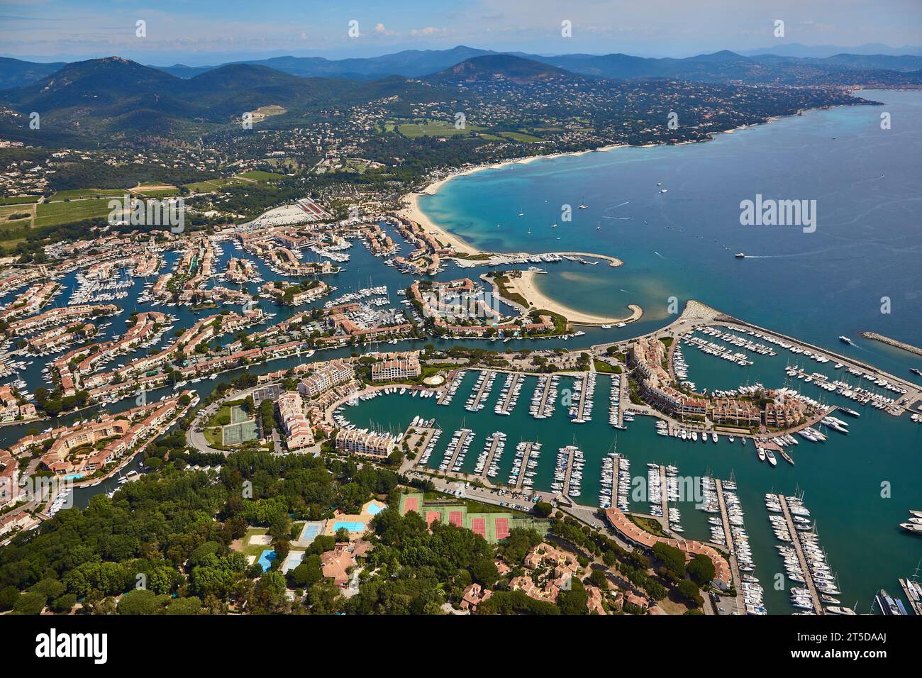Grimaud aerial view Banque de photographies et d’images à haute ...