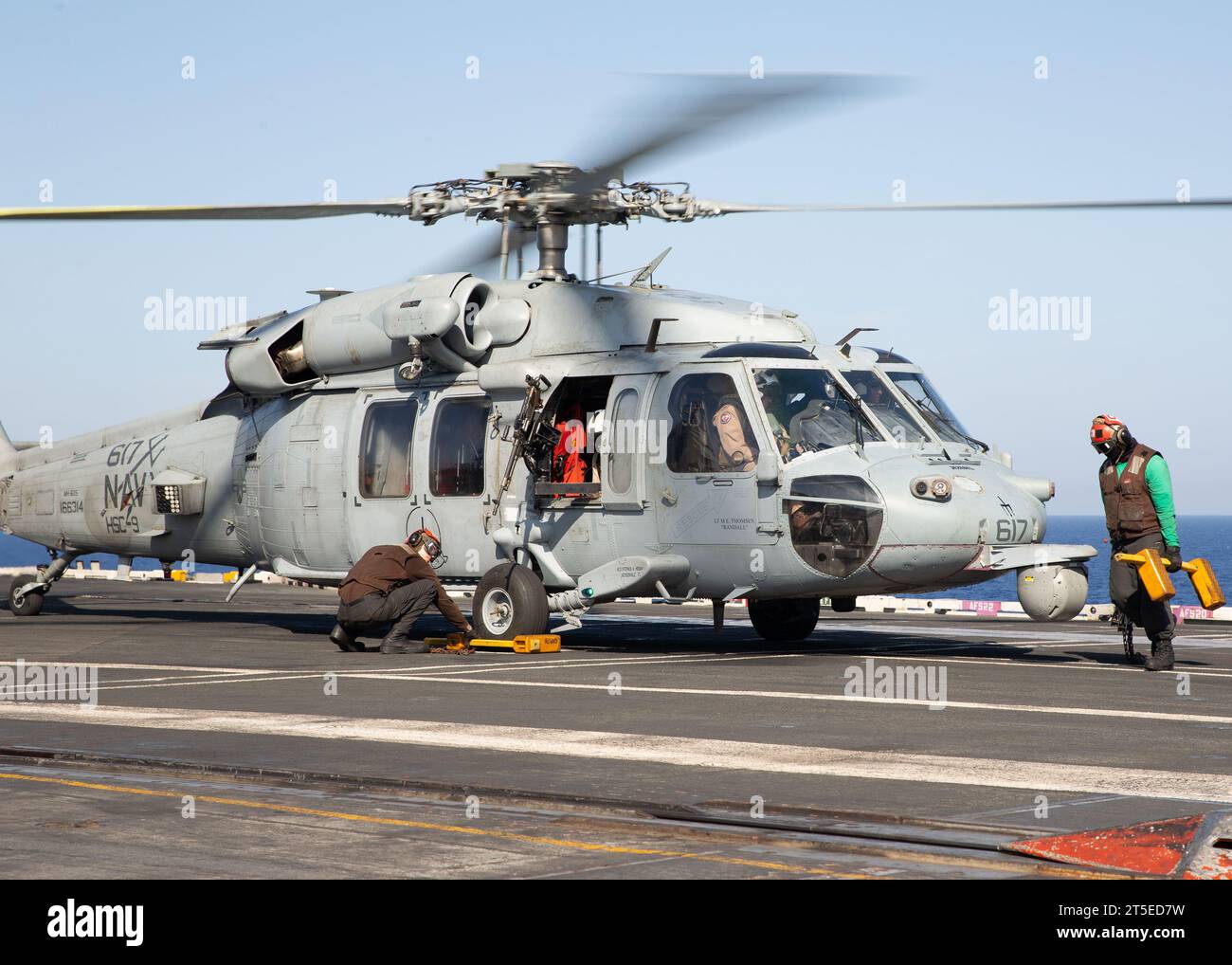 Aviation Machinist's Mate de 3e classe James Miller et Aviation ...