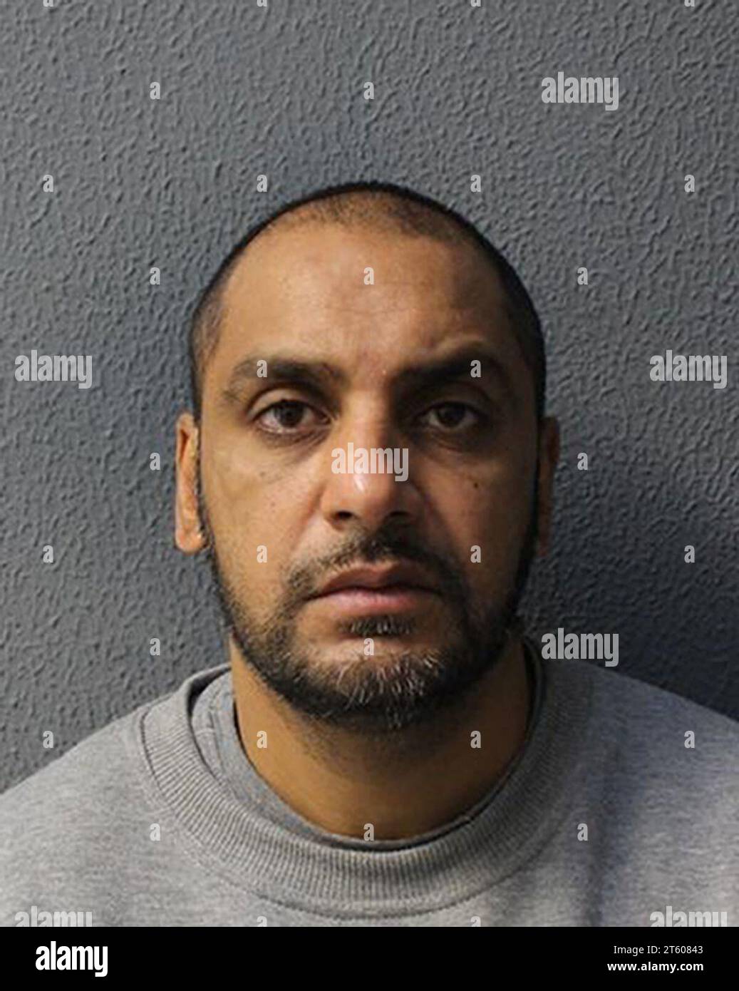 Photo de Juned Sheikh non datée distribuée par la police métropolitaine qui, avec Surie Suksiri ...