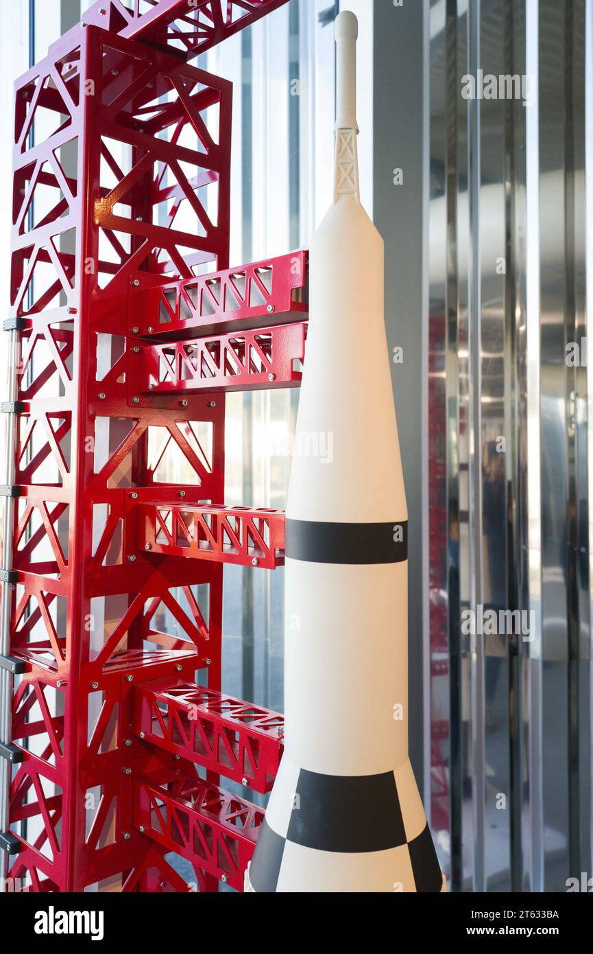 LuneXplorer, une nouvelle expérience à la Cité de l'espace, en présence ...