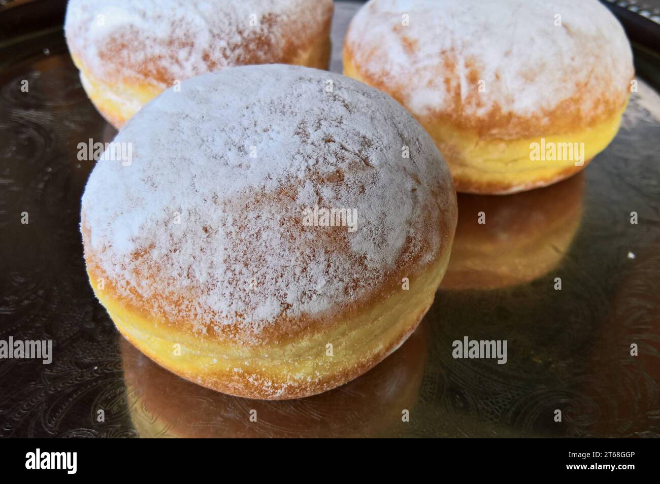 Krapfen im fasching faschingskrapfen Banque de photographies et d ...