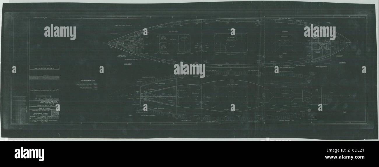 Tween deck Banque de photographies et d’images à haute résolution - Alamy