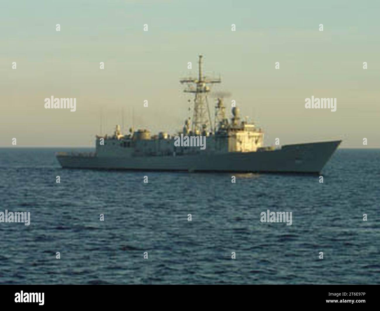 Uss ingraham ffg 61 Banque de photographies et d’images à haute ...