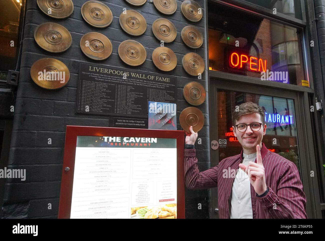 Cllr Harry Doyle, membre du Cabinet de Liverpool pour la Culture, au ...