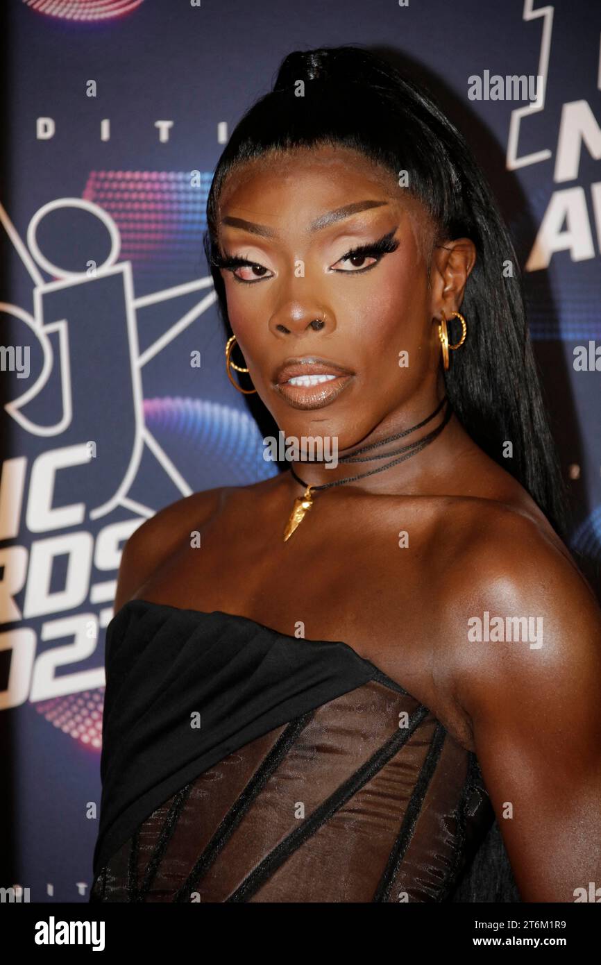 Drag race france Banque de photographies et d’images à haute résolution ...