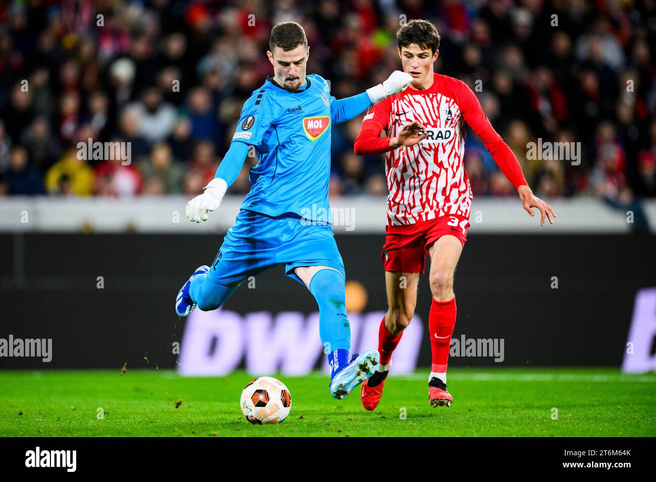 09 novembre 2023, Bade-Württemberg, Freiburg im Breisgau : football ...