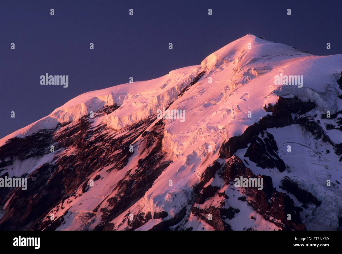 Tolmie peak Banque de photographies et d’images à haute résolution - Alamy