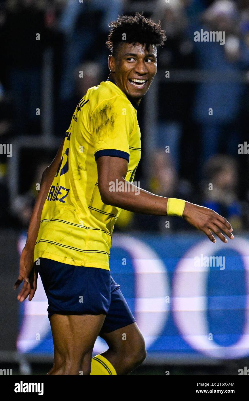 Kevin Rodriguez de l'Union célèbre après avoir marqué lors d'un match ...