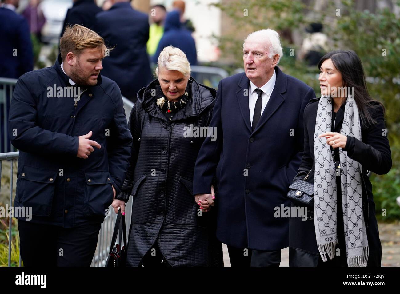 Former Manchester United goalkeeper Alex Stepney, second right, arrives ...
