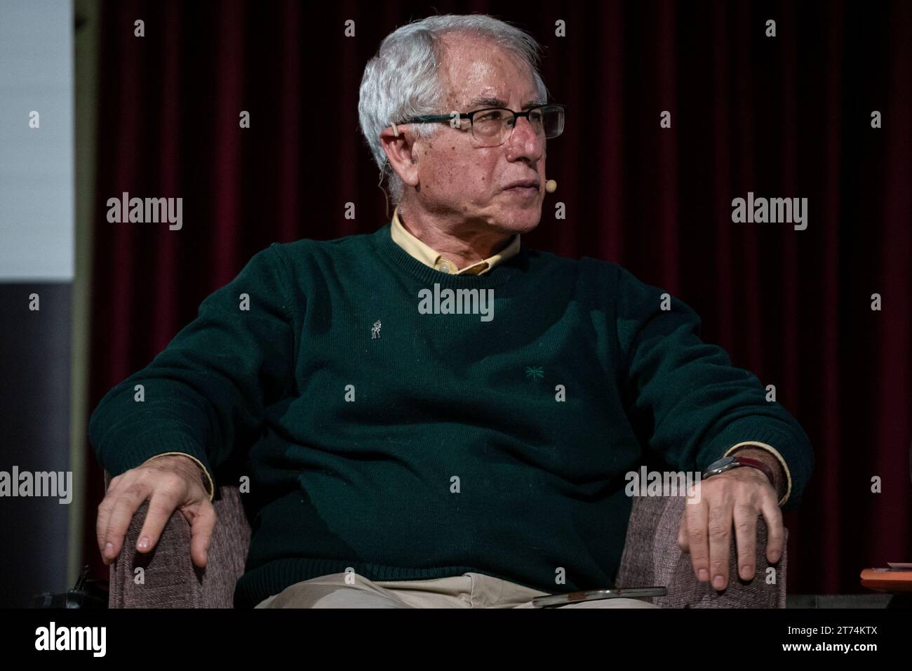 The president of the Andreu Nin Foundation, Enrique del Olmo, speaks ...