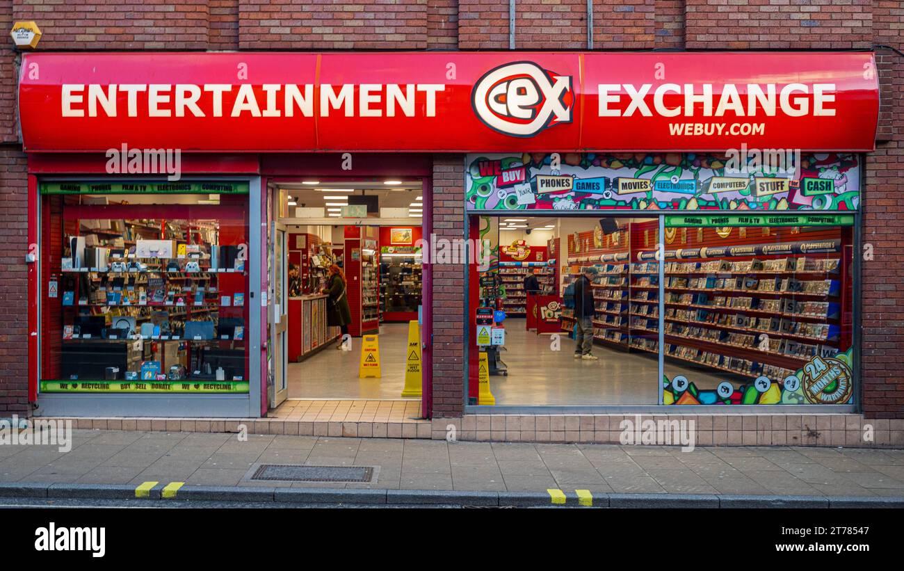 Cex store Banque de photographies et d’images à haute résolution - Alamy