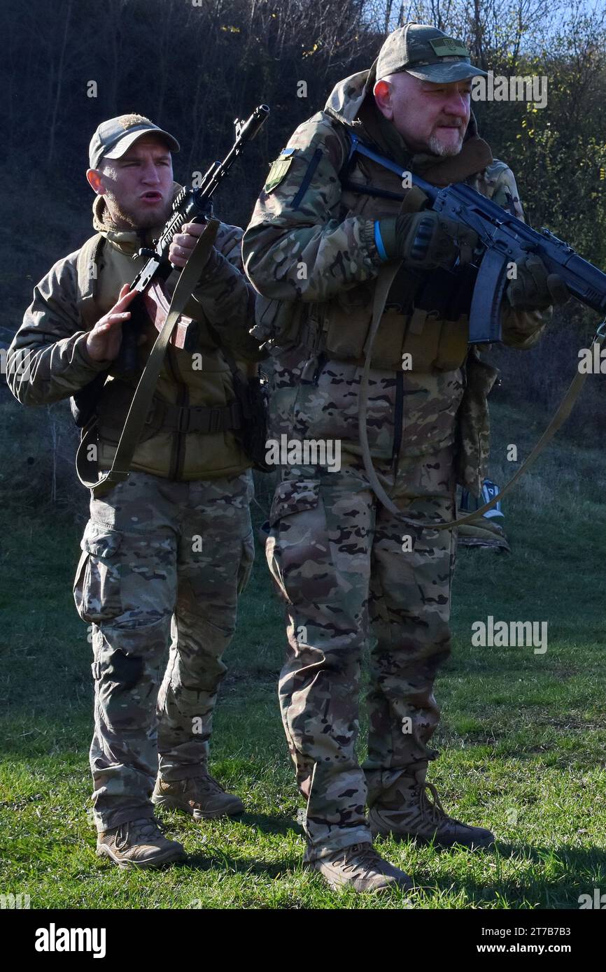 Instructeur militaire Banque de photographies et d’images à haute ...