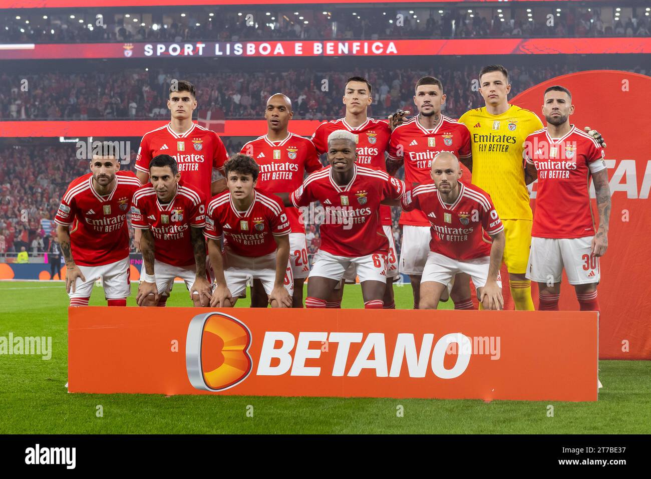Benfica players pose group photo Banque de photographies et d’images à ...