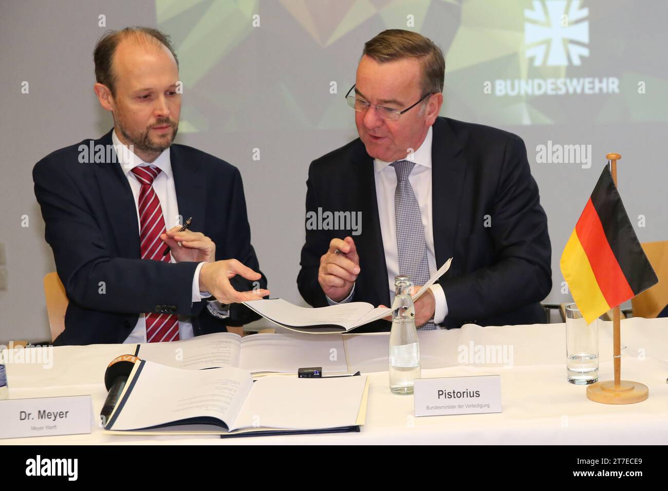 Blick am Mittwoch 15.11.2023 im Ortsteil Warenmünde der Hanse- und ...