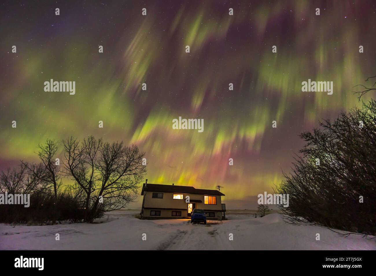 Des serpentins auroraux ou des rayons plutôt que des rideaux dans le ...
