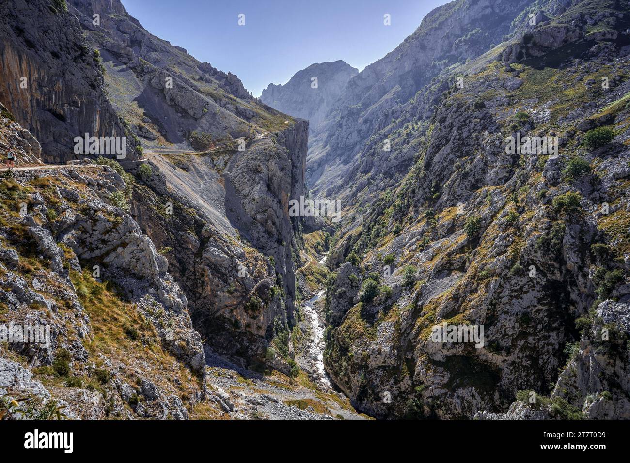 The cares route Banque de photographies et d’images à haute résolution ...