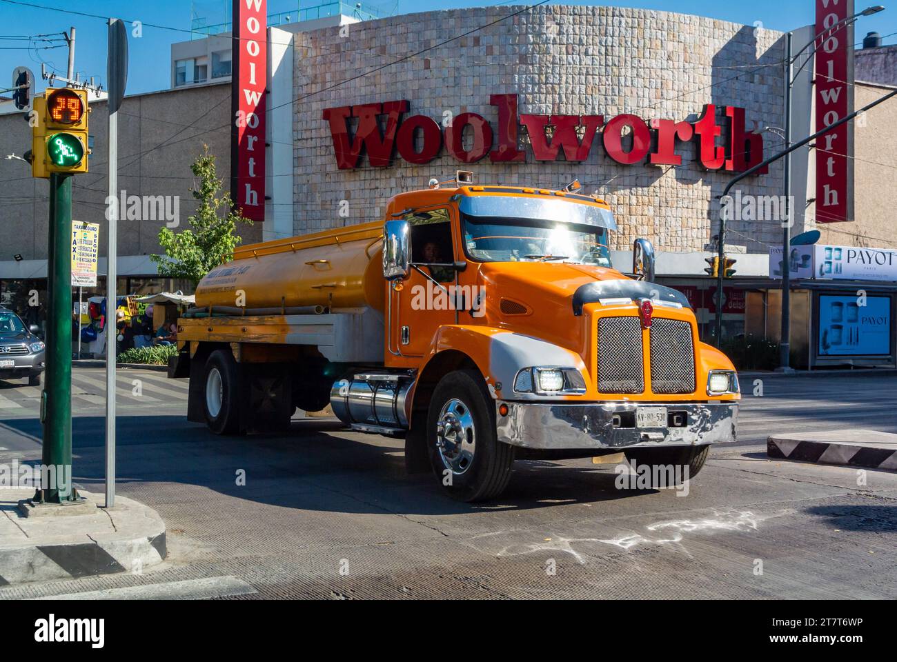 Woolworth de mexico Banque de photographies et d’images à haute ...