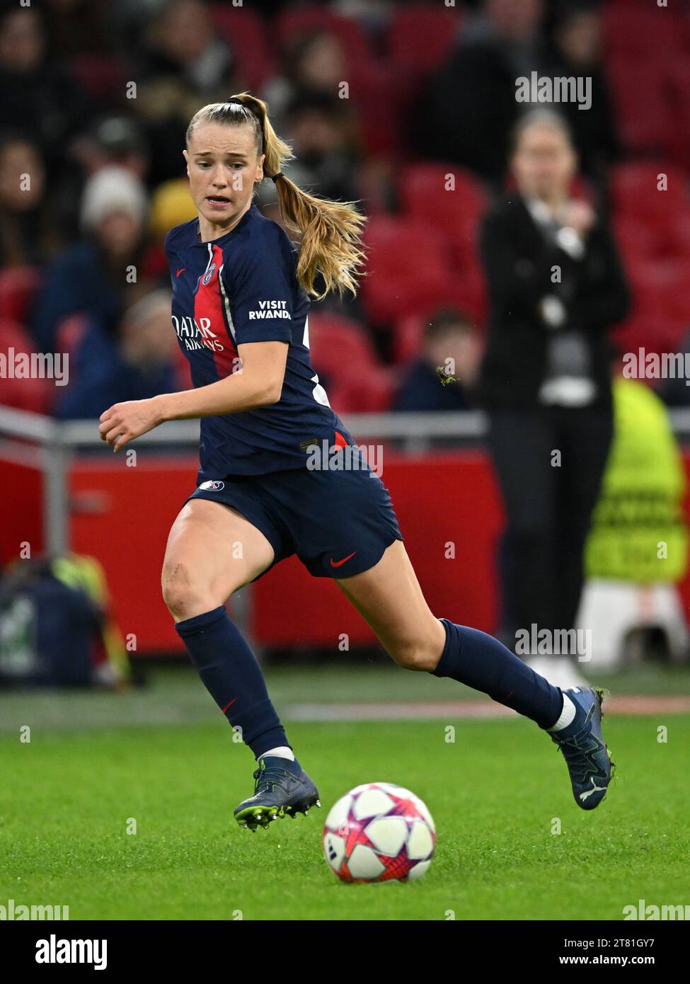 AMSTERDAM - Jade le Guilly du Paris Saint-Germain lors du match du ...