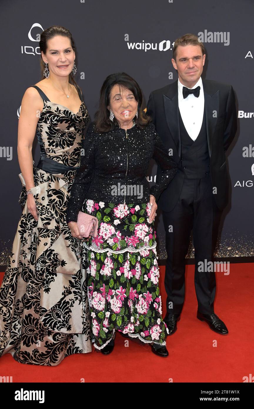 Andrea Sixt, Regine Sixt und Alexander Sixt BEI der 75. Bambi ...