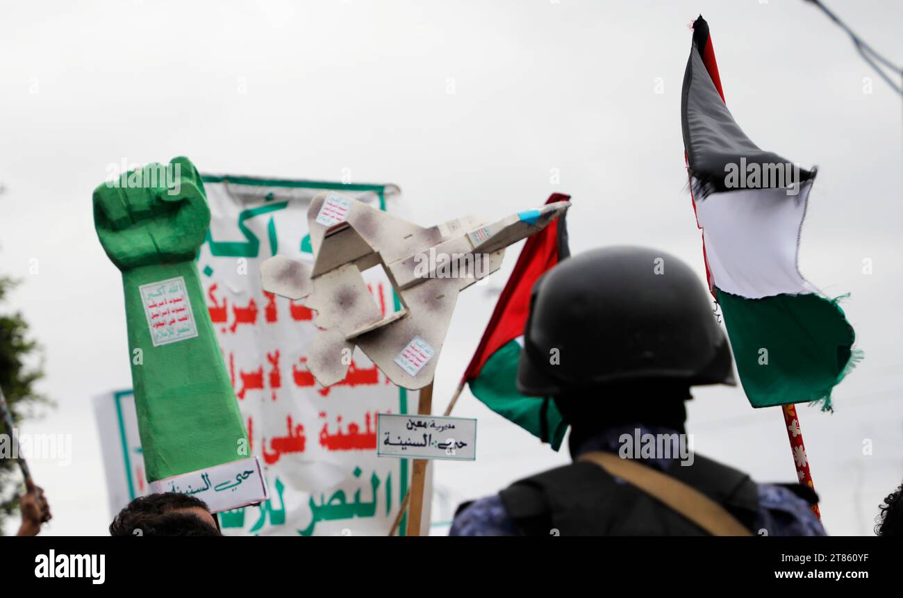 Houthi movement slogan Banque de photographies et d’images à haute ...