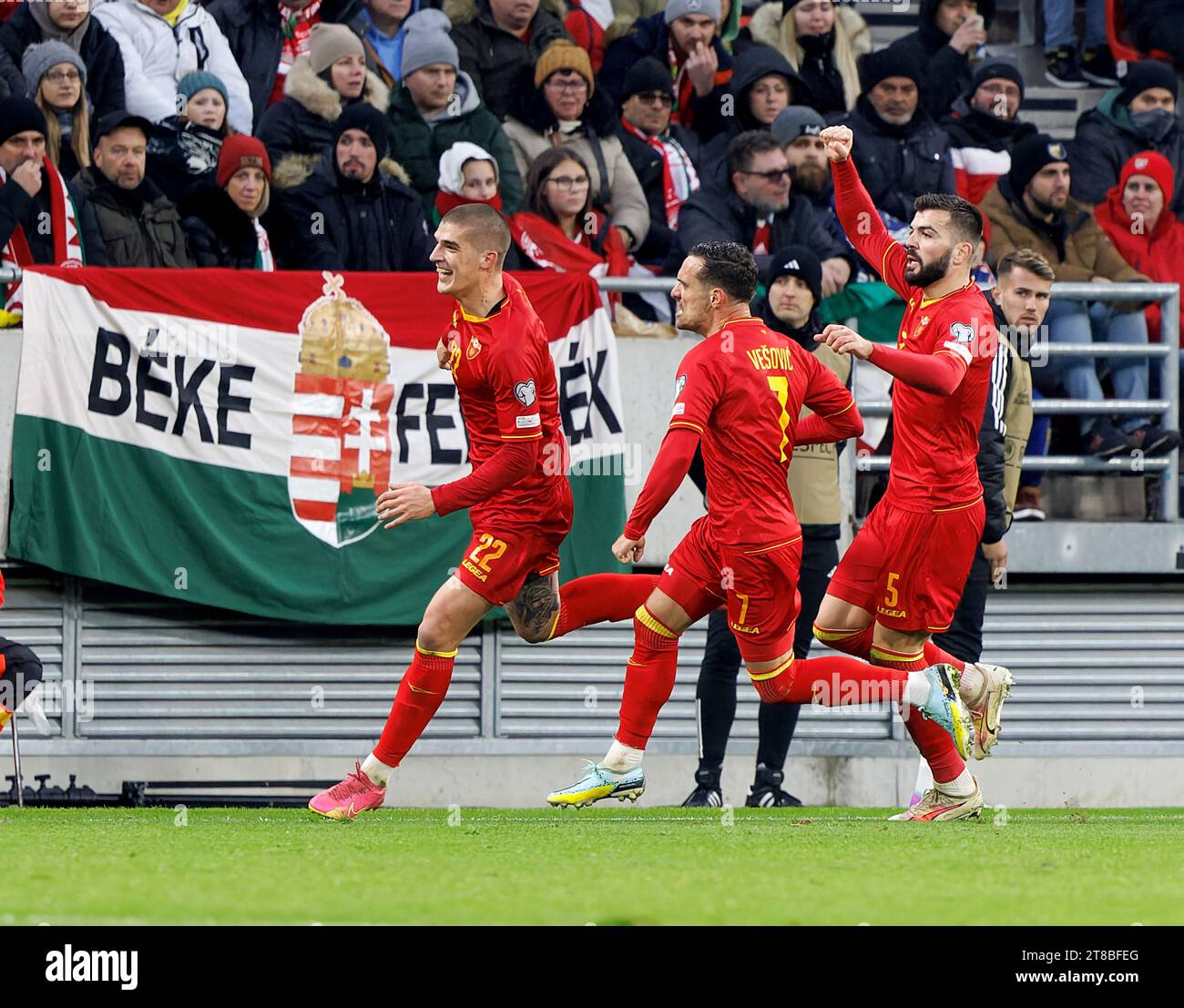 Budapest, Hongrie. 19 novembre 2023. Slobodan Rubezic, du Monténégro (l ...