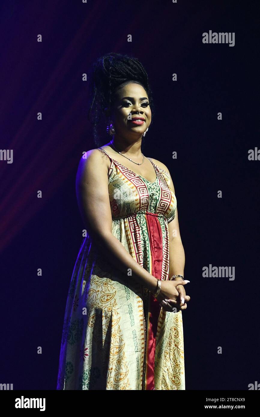 Teena barnes Banque de photographies et d’images à haute résolution - Alamy