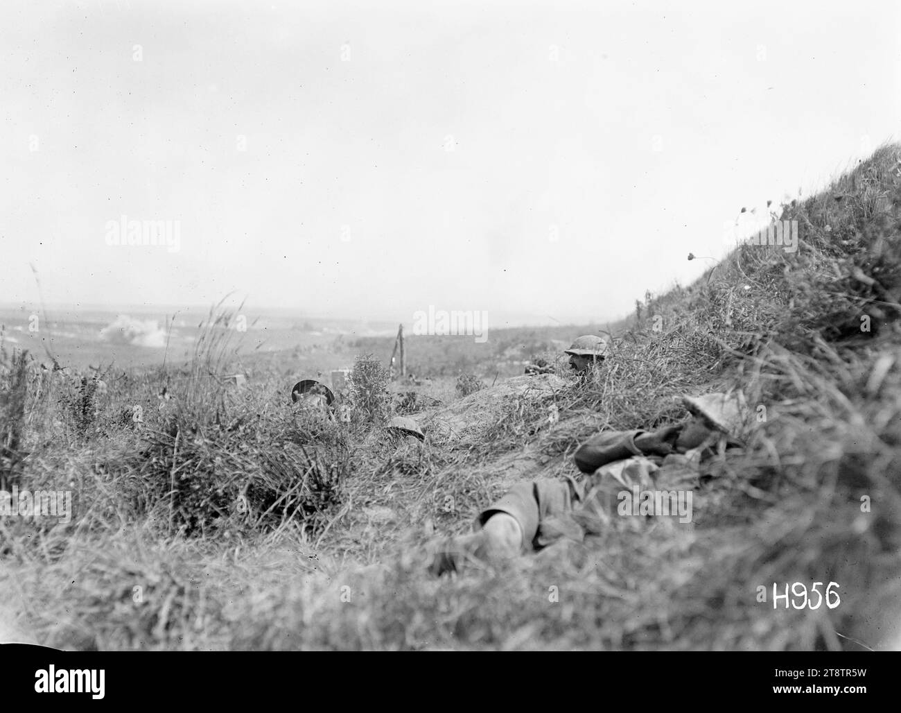Les obus d'artillerie explosent Banque de photographies et d’images à ...