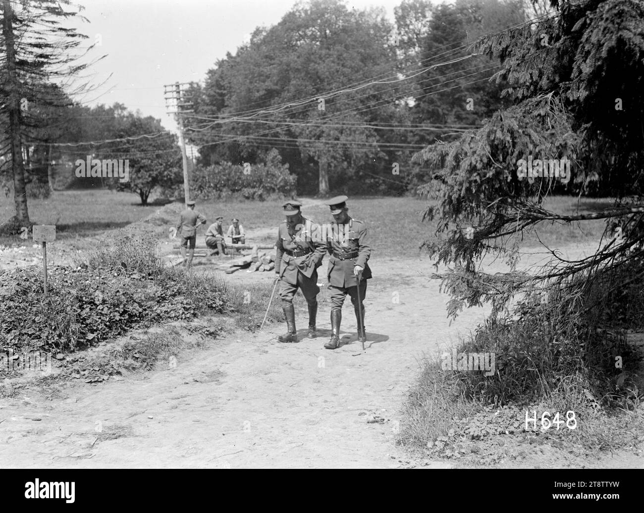 Les généraux Godley et Russell au quartier général divisionnaire en ...