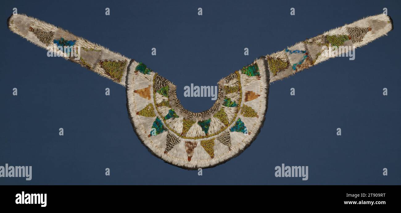 Cape, c. 1850, 33 x 79 po. (83,82 x 200,66 cm) (plat, env.), plumes ...
