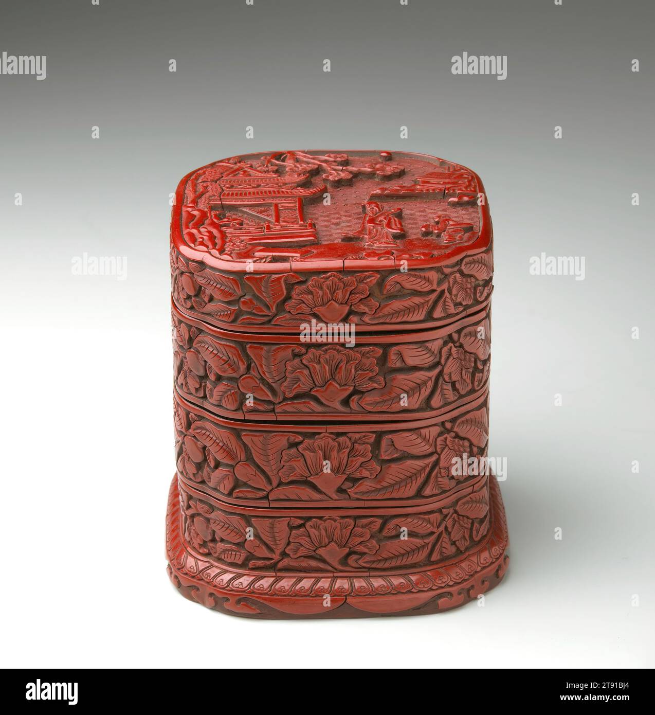 Boîte étagée, fin du 15e siècle, 5 1/4 x 5 1/8 x 5 1/8 po. (13,3 x 13 x ...