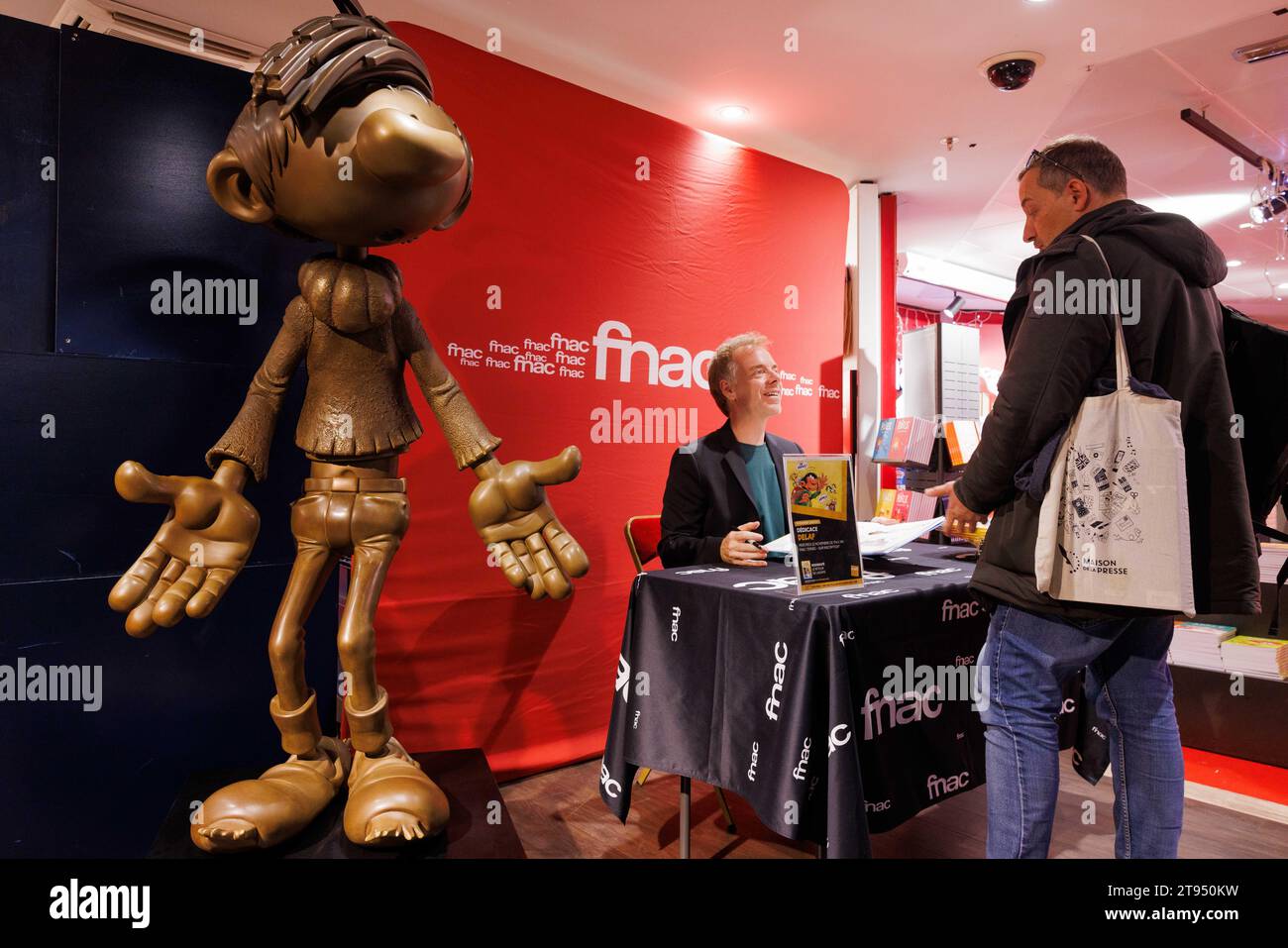 Paris, France. 22 novembre 2023. L'artiste canadien de bande dessinée ...