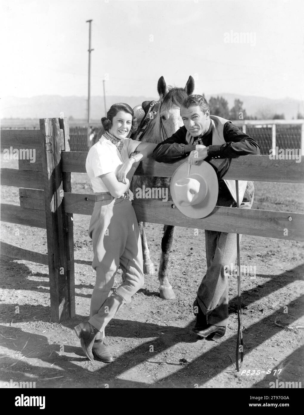 GARY COOPER en 1934 avec sa nouvelle épouse l'ancienne SANDRA SHAW ...