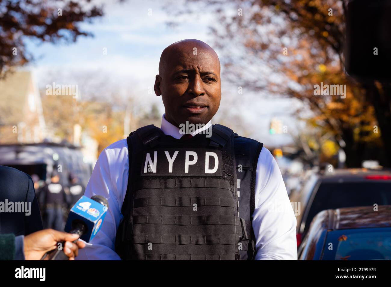 Queens, États-Unis. 22 novembre 2023. Le commissaire adjoint de la ...