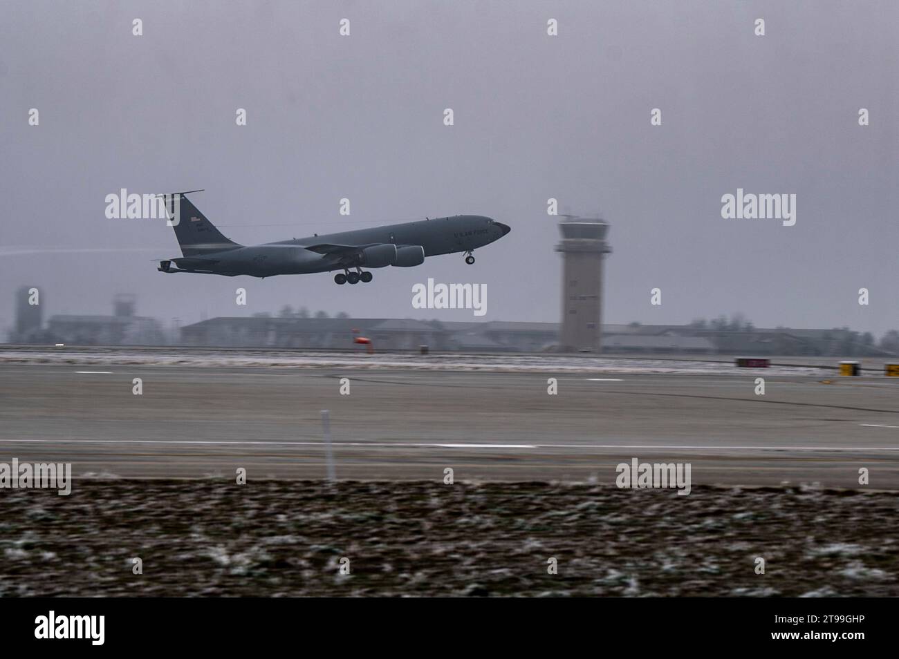 Titan 1 base Banque de photographies et d’images à haute résolution - Alamy