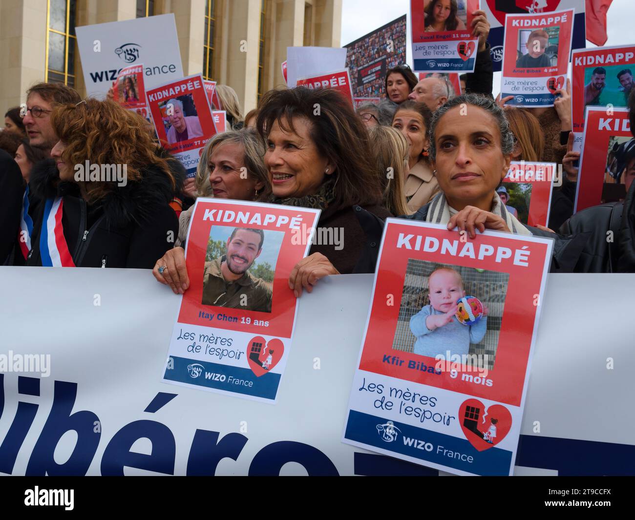 Rassemblement à l'appel de WIZO France pour la libération de tous les ...